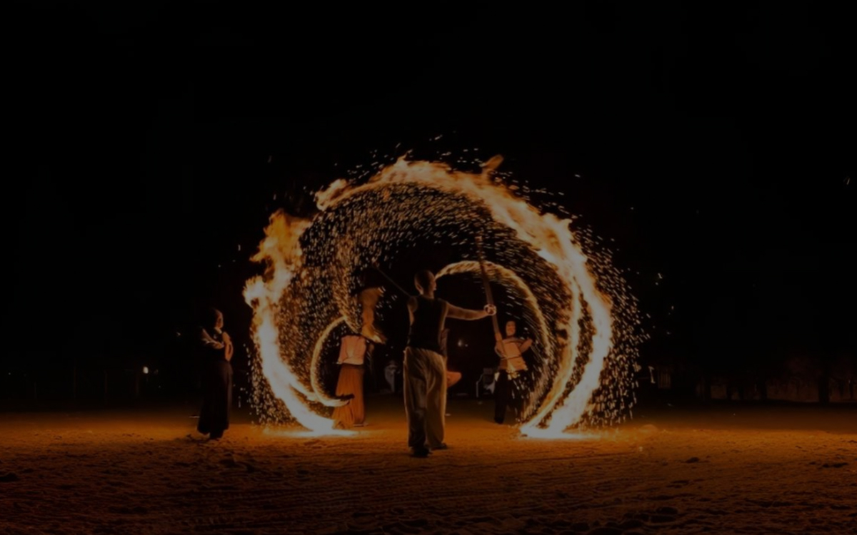 Fire Poi for Beginners: Safe Start & Essential Tips
